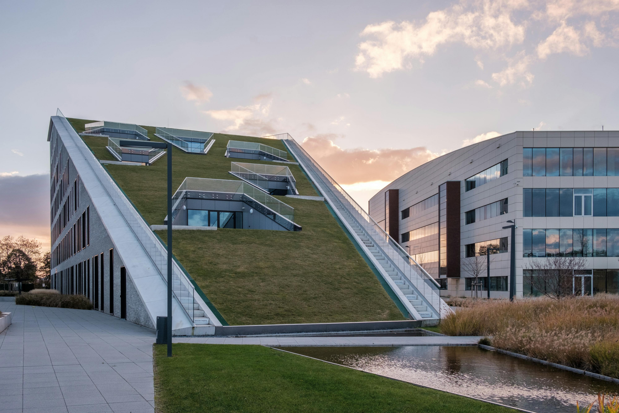 Achieving Net-Zero Targets: The Power of Whole Building Lifecycle ...